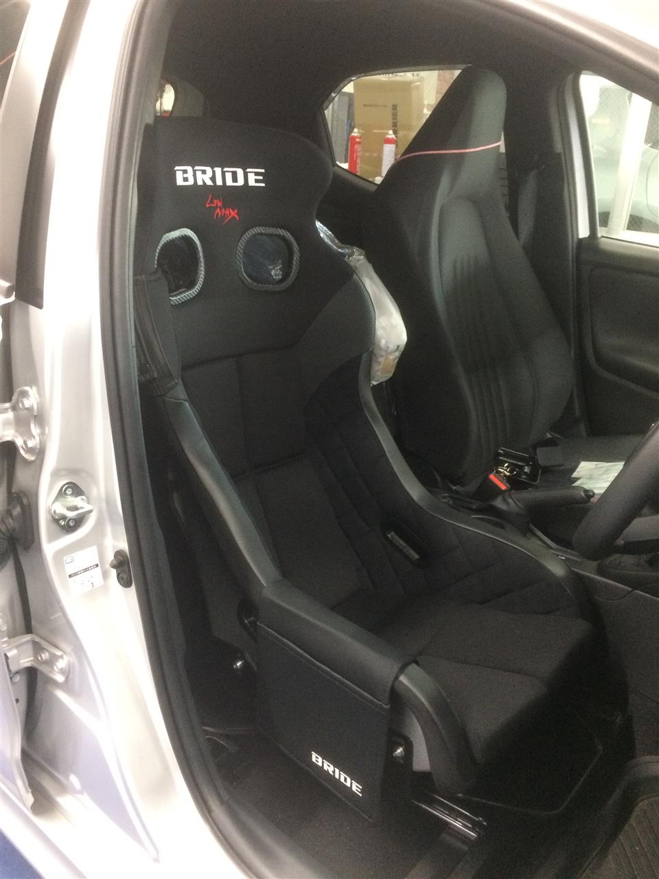 BRIDE XERO VSお取り付け - オートバックス富山